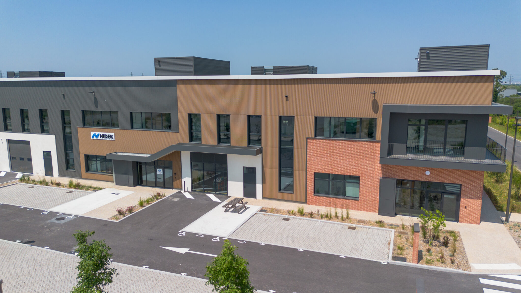 NIDEK inaugure son nouveau site industriel ‘Made in France’ à Saint ...